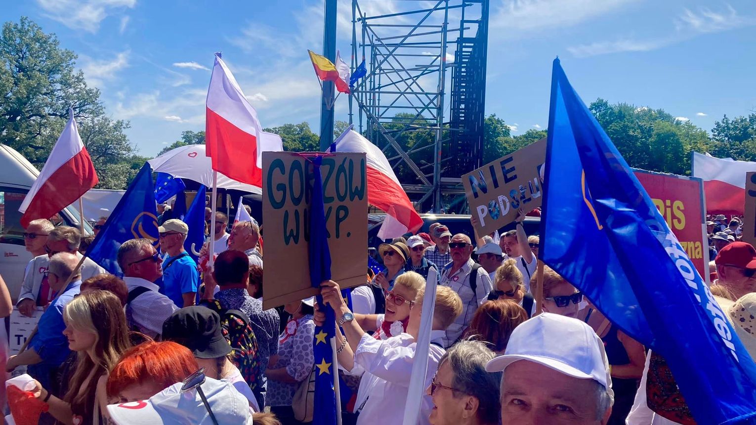 Czy ogromna siła wyzwolona 4. Czerwca przetrwa do wyborów?